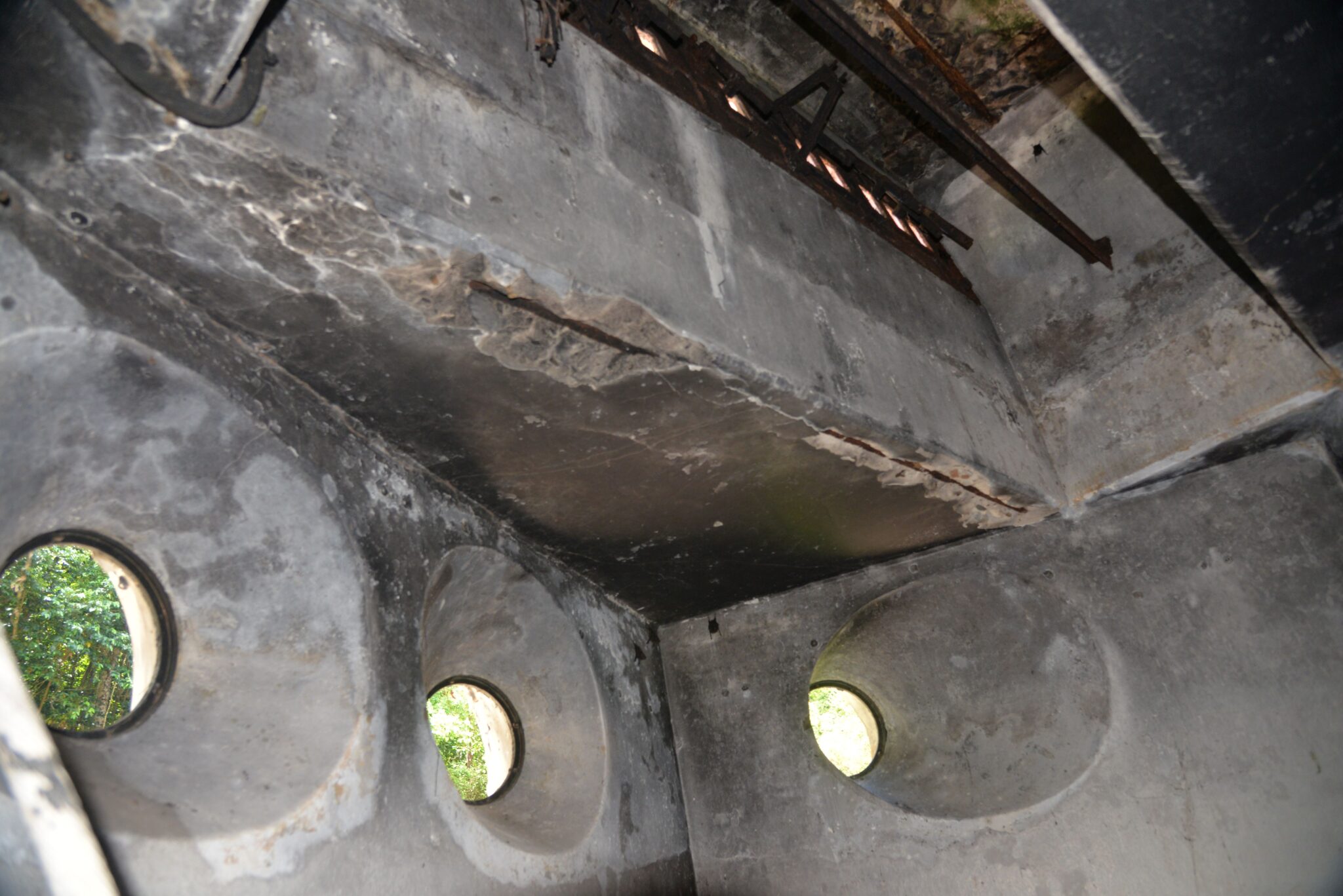 Exploring the Forgotten Fort: A Visit to Fort Sherman – Sail for Science